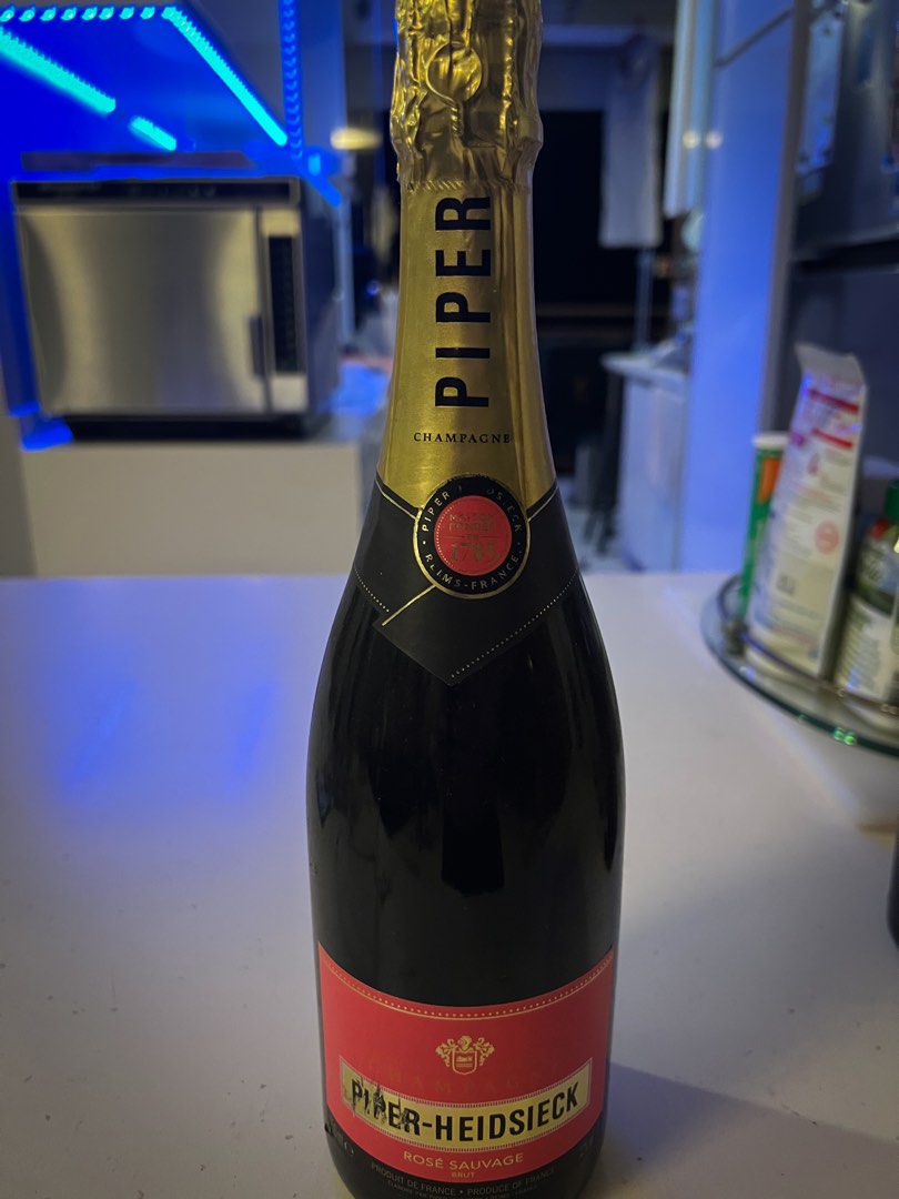 Piper Champagne, Food & Drinks, Alcoholic Beverages on Carousell
