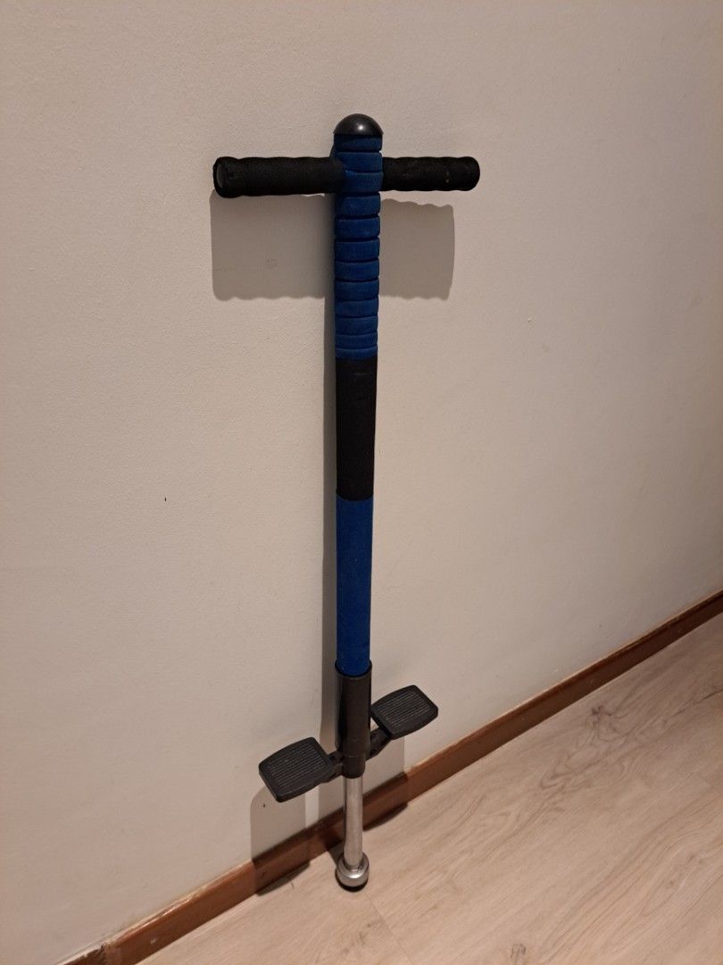 Pogo stick / zombie jump stick, Sports Equipment, Other Sports ...