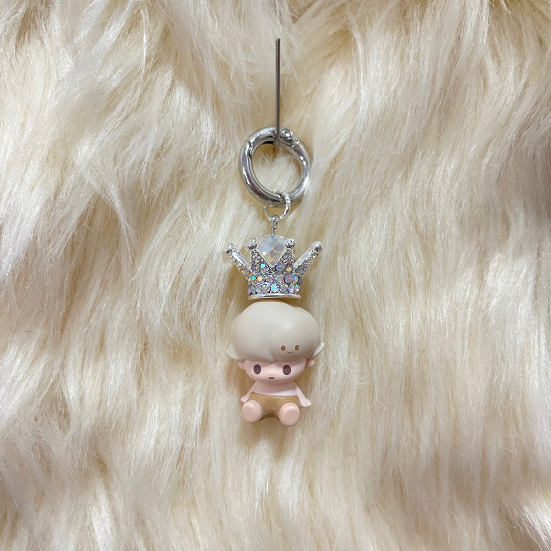 POP MART dimoo pucky furball keychain (authentic popmart), Hobbies ...