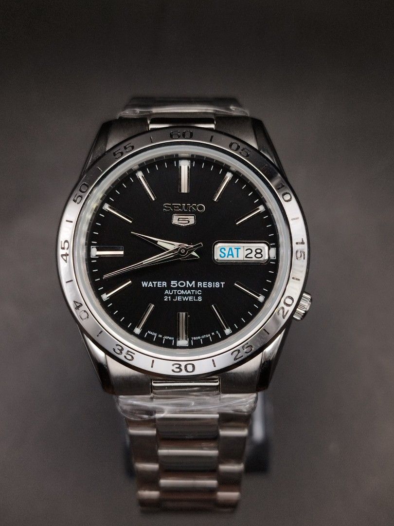 Seiko 5 explorer, Men's Fashion, Watches & Accessories, Watches on ...
