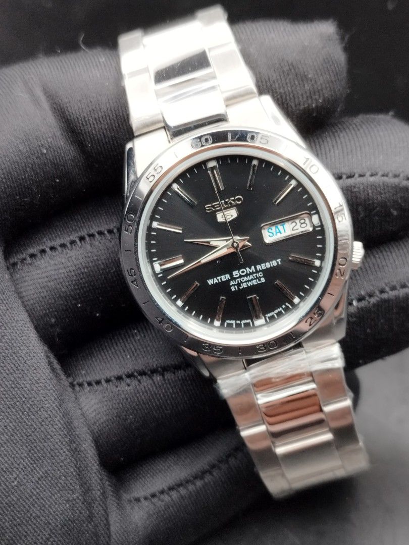 Seiko 5 explorer, Men's Fashion, Watches & Accessories, Watches on ...