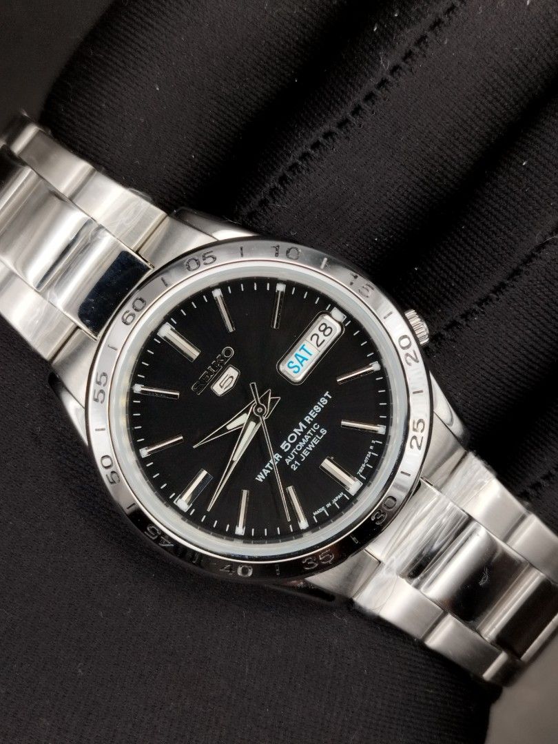 Seiko 5 explorer, Men's Fashion, Watches & Accessories, Watches on ...