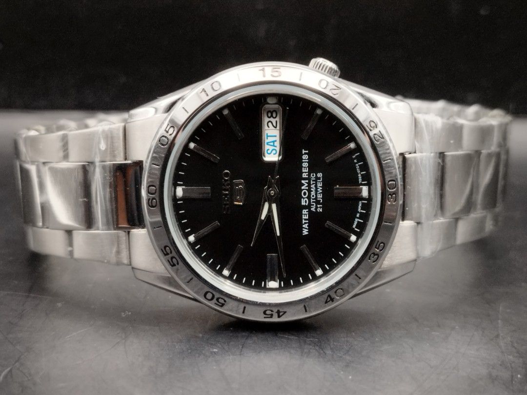 Seiko 5 explorer, Men's Fashion, Watches & Accessories, Watches on ...