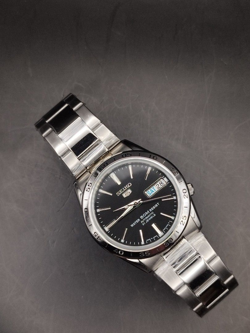 Seiko 5 explorer, Men's Fashion, Watches & Accessories, Watches on ...
