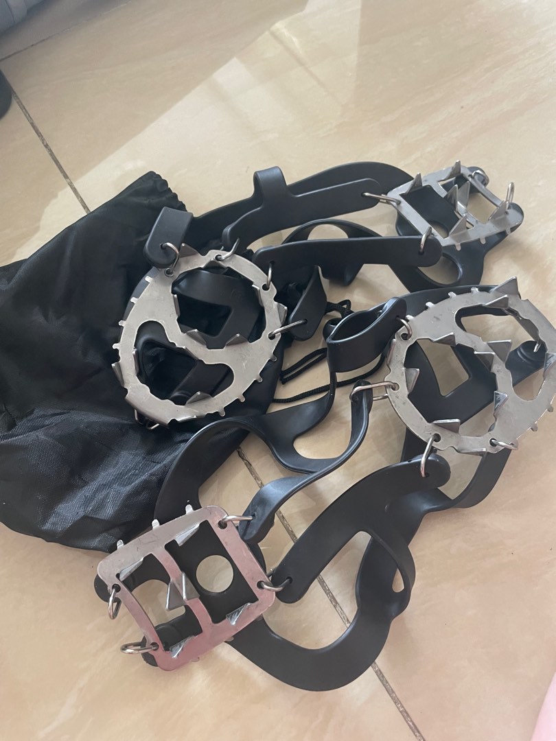 Shoes spike, Sports Equipment, Hiking & Camping on Carousell