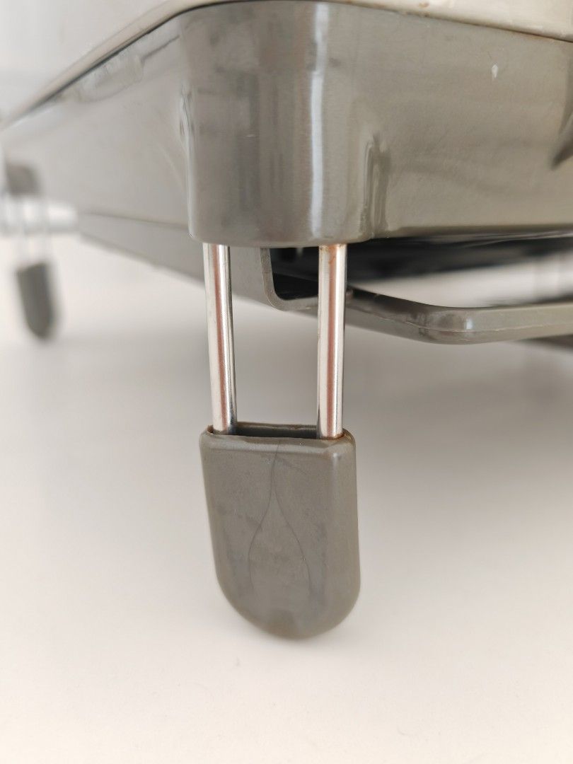 Simple human dish rack, Furniture & Home Living, Kitchenware ...