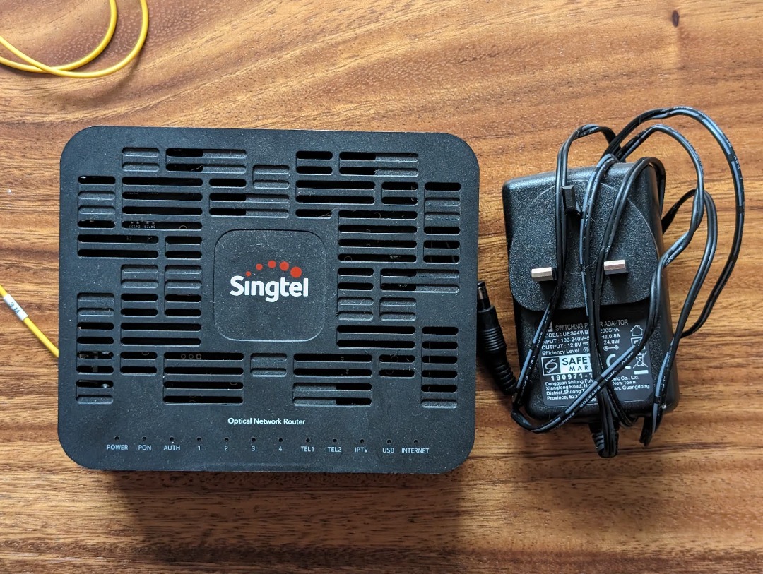 Singtel / Nokia G-240G-E Optical Network Router / ONT, Computers & Tech ...