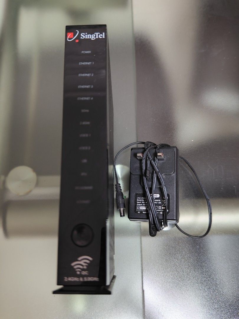 Singtel Gigabit Dual Band AC 5GHz Wireless Router Optical Network ...