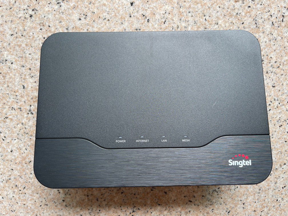 SingTel Mesh Router, Computers & Tech, Parts & Accessories, Networking ...