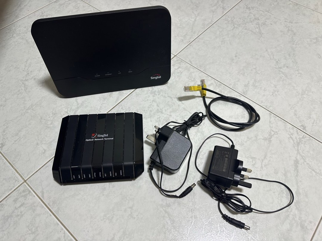 Singtel Mesh Router & ONT, Computers & Tech, Parts & Accessories ...