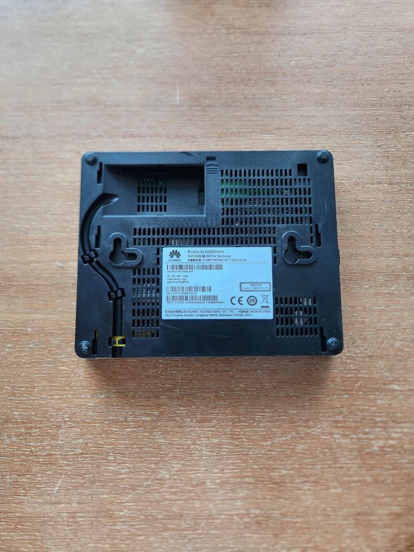 Singtel Optical Network Router (Huawei), Computers & Tech, Parts ...