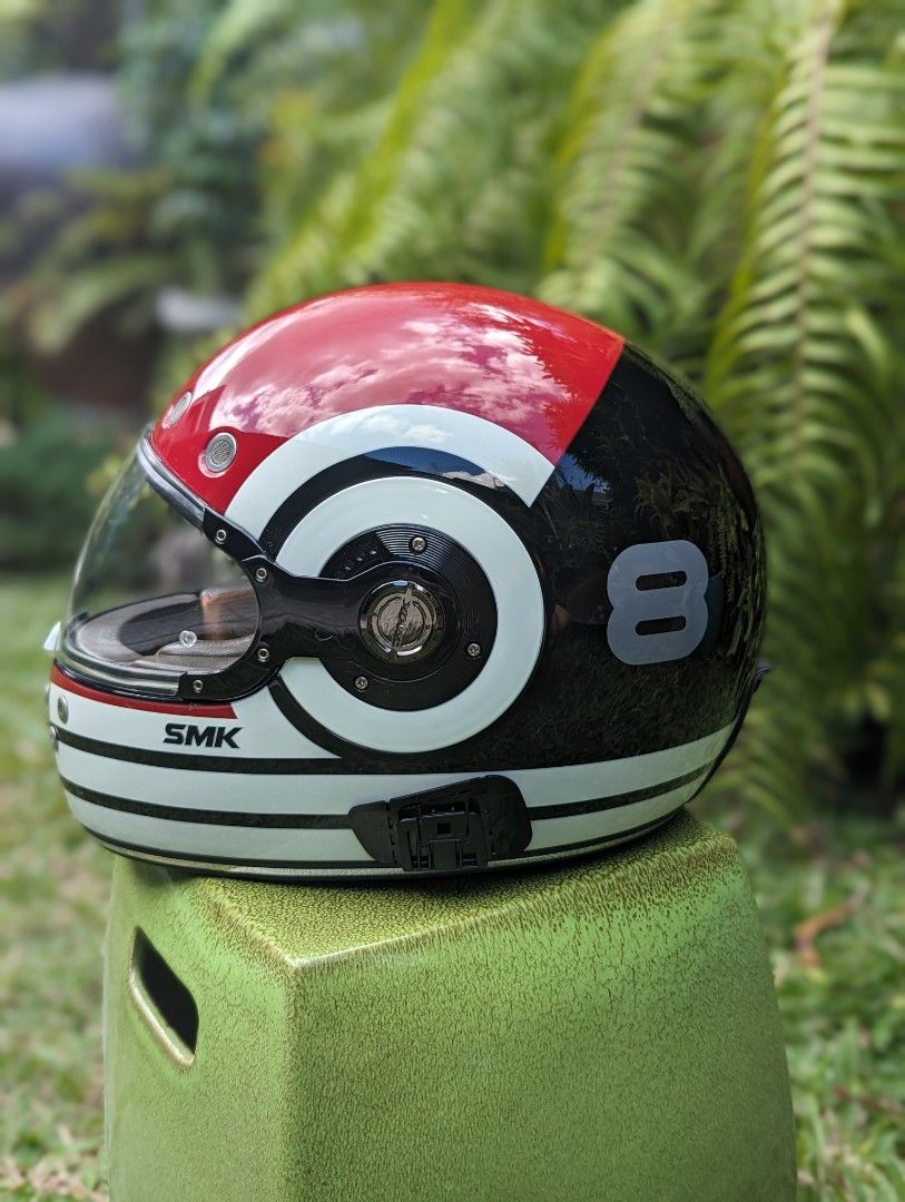 SMK RETRO MOTORCYCLE HELMET, Men's Fashion, Activewear on Carousell