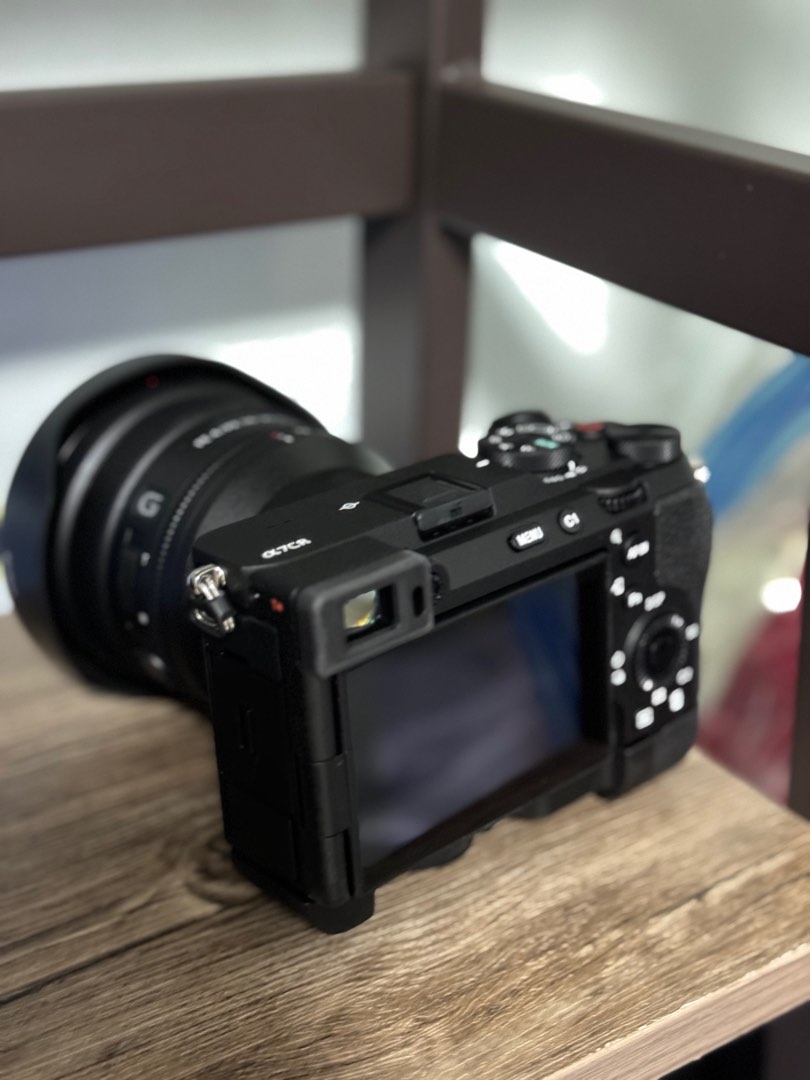 Sony A7CR Body only, Photography, Cameras on Carousell