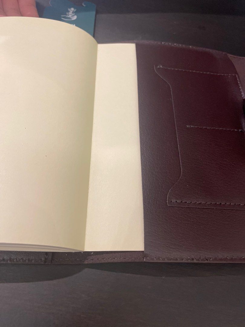 Starbucks Notebook (2020 release), complete with sticker, Women's ...