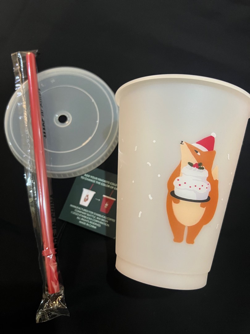 Starbucks Reusable Cold Cup Color Changing Holiday 2023, Furniture ...