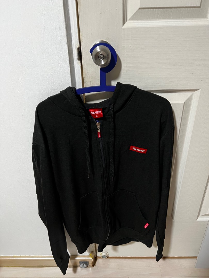 Supreme Dark Grey Jacket, Men's Fashion, Coats, Jackets and Outerwear ...