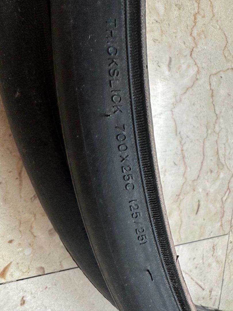 Thick Slick 700c 25C Tyres, Sports Equipment, Bicycles & Parts, Parts ...