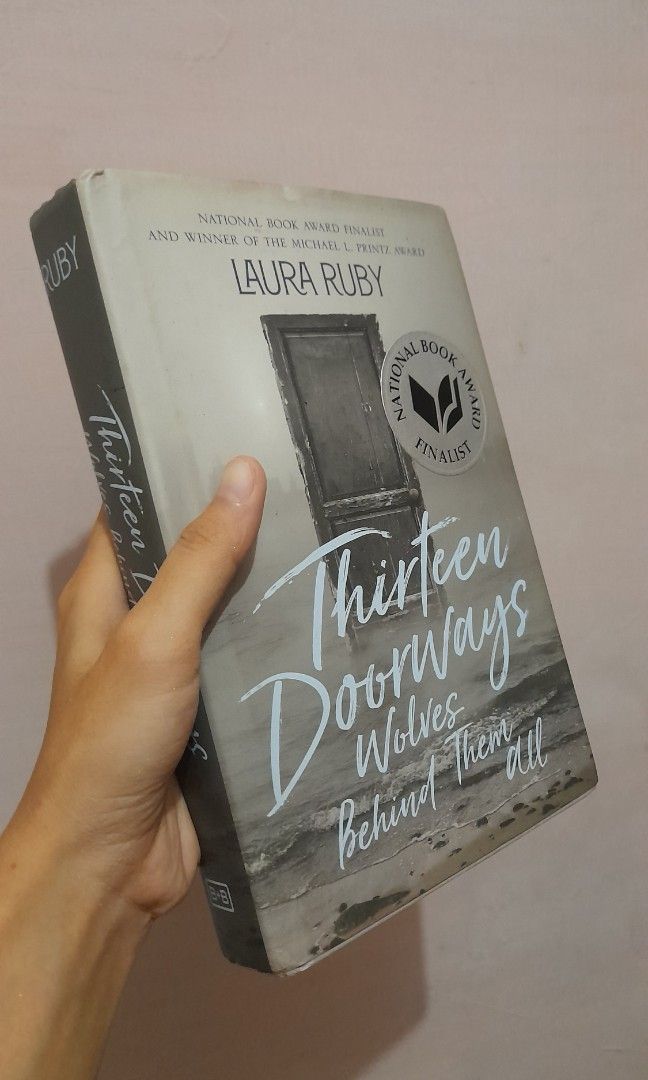Thirteen Dorways Wolves Behind Them All - Laura Ruby, Buku & Alat Tulis ...