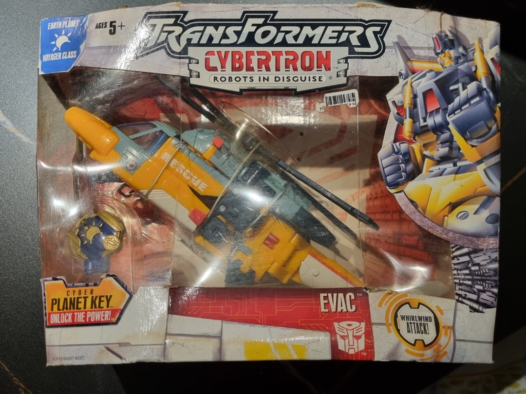 Transformers 2005 Cybertron Autobot Evac, Hobbies & Toys, Toys & Games on Carousell