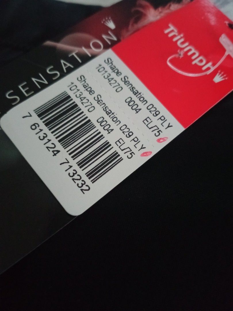 Triumph shape sensation, Women's Fashion, New Undergarments ...