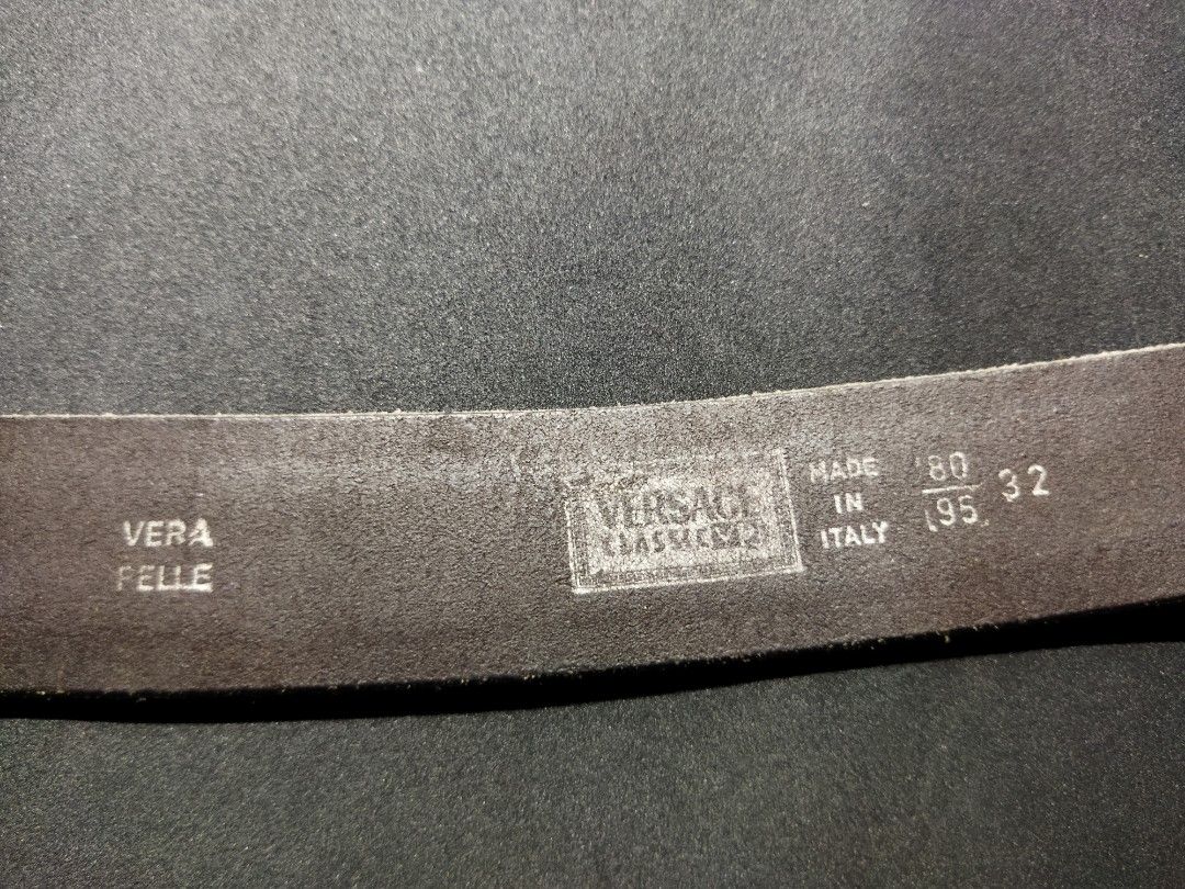 Versace classic V2 Vera Felle Leather/Gamuza, Men's Fashion, Watches ...