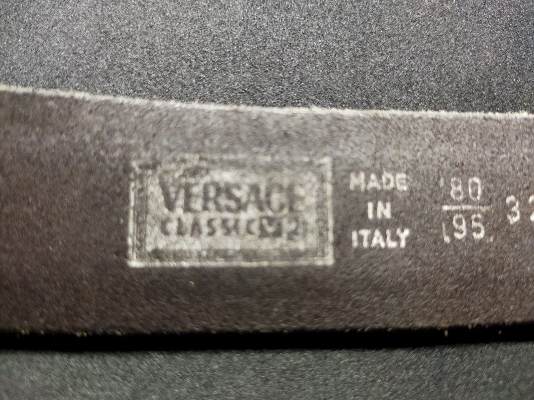 Versace classic V2 Vera Felle Leather/Gamuza, Men's Fashion, Watches ...