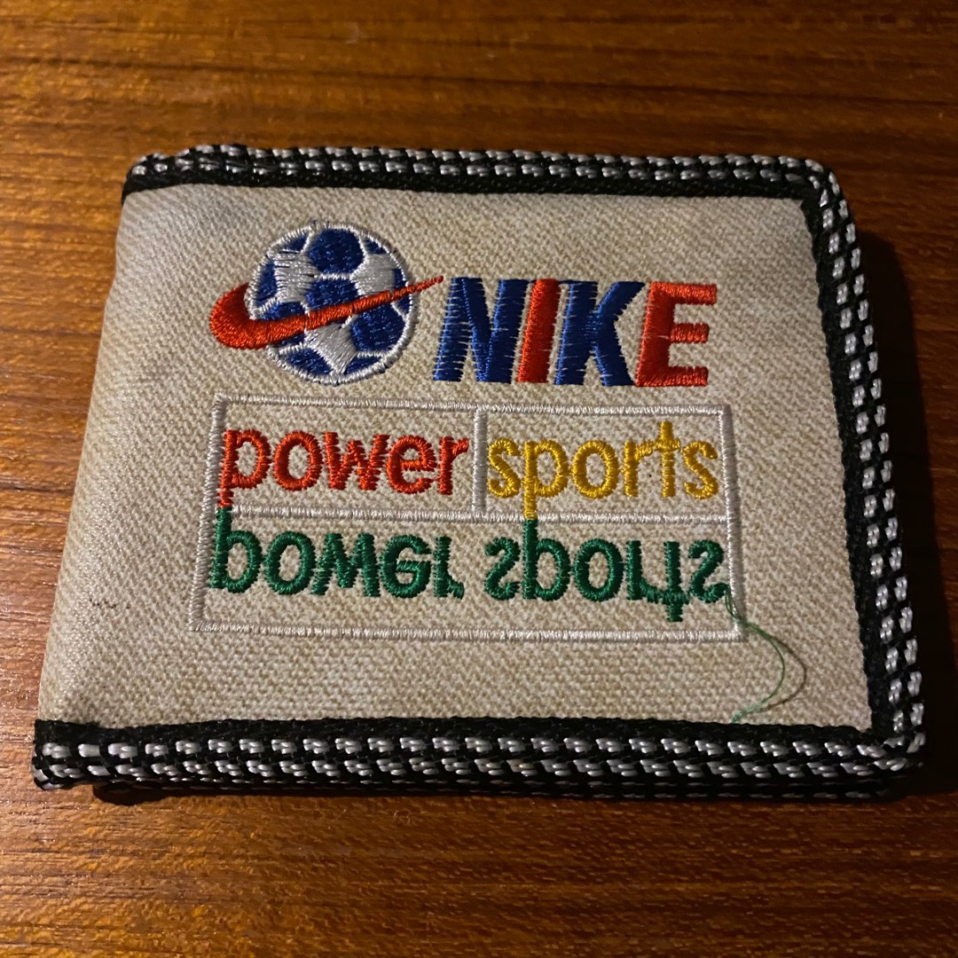 Vintage 90's NIKE Bootleg Wallet, Men's Fashion, Watches & Accessories ...