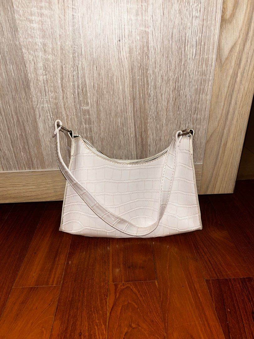 white faux crocodile skin shoulder bag, Women's Fashion, Bags & Wallets ...