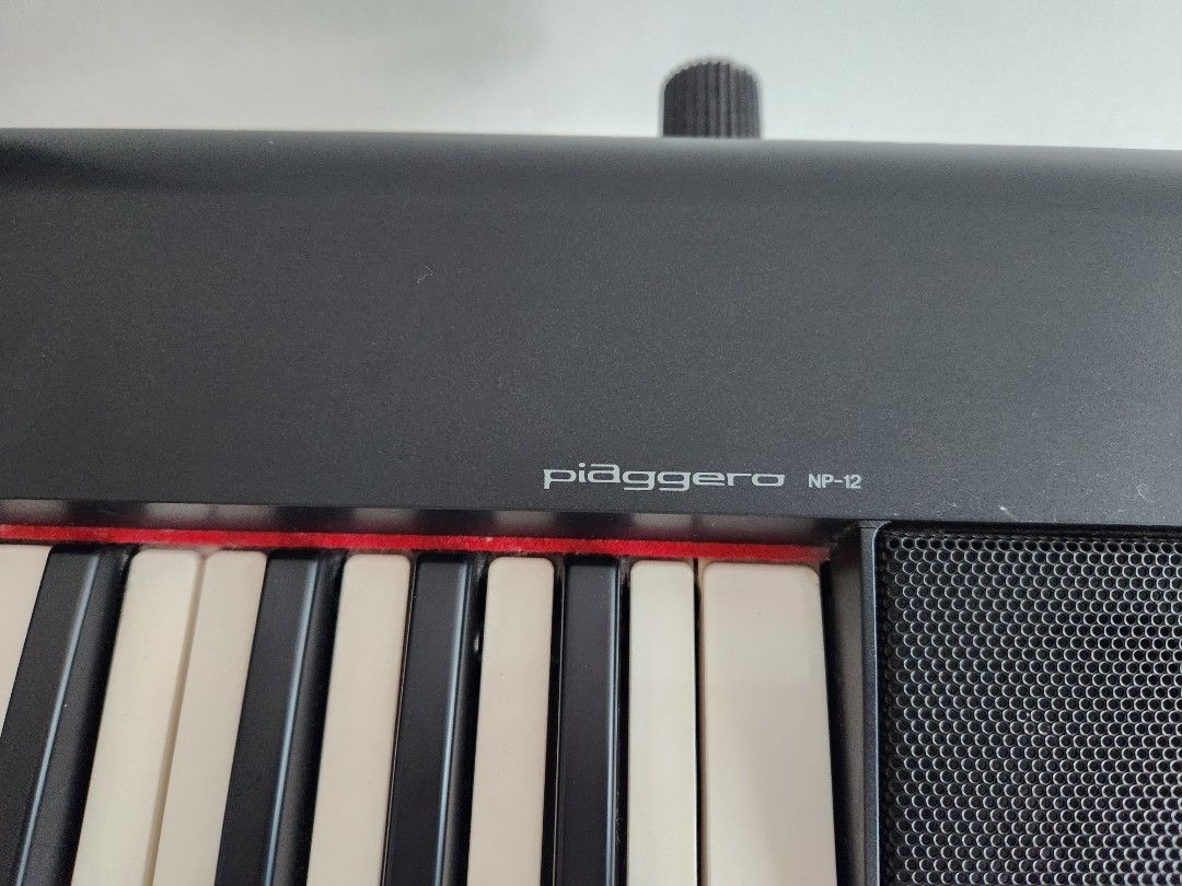 Yamaha piaggero NP-12 keyboard, Hobbies & Toys, Music & Media, Musical ...
