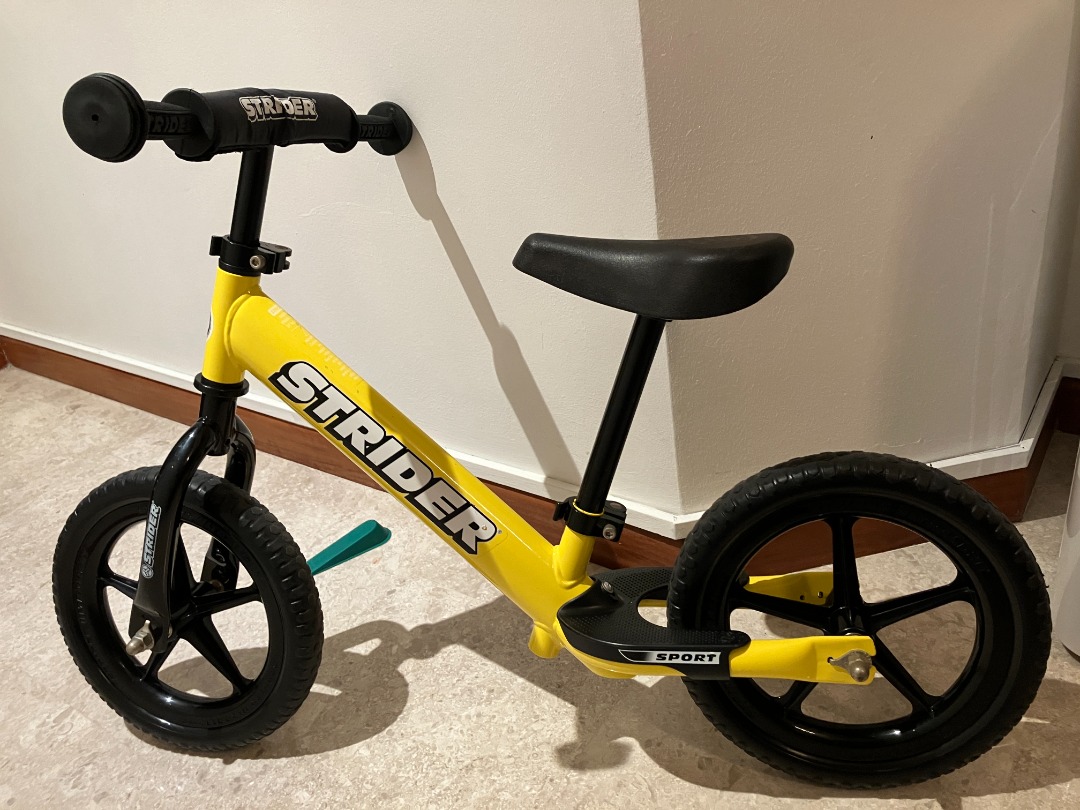 Yellow 12 inch Strider balance bike, Sports Equipment, Bicycles & Parts ...