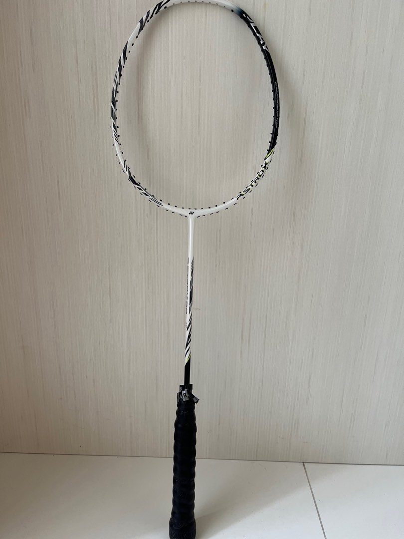 Yonex racket, Sports Equipment, Sports & Games, Racket & Ball Sports on ...