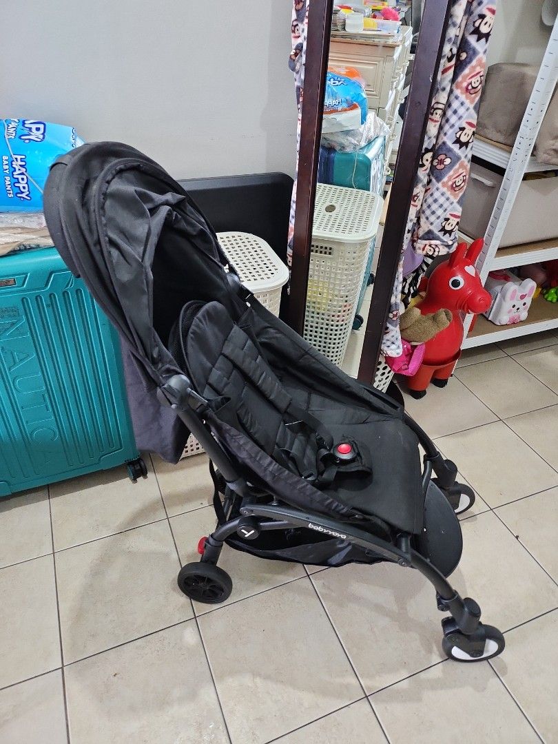 Yoya cabin stroller, Babies & Kids, Going Out, Strollers on Carousell