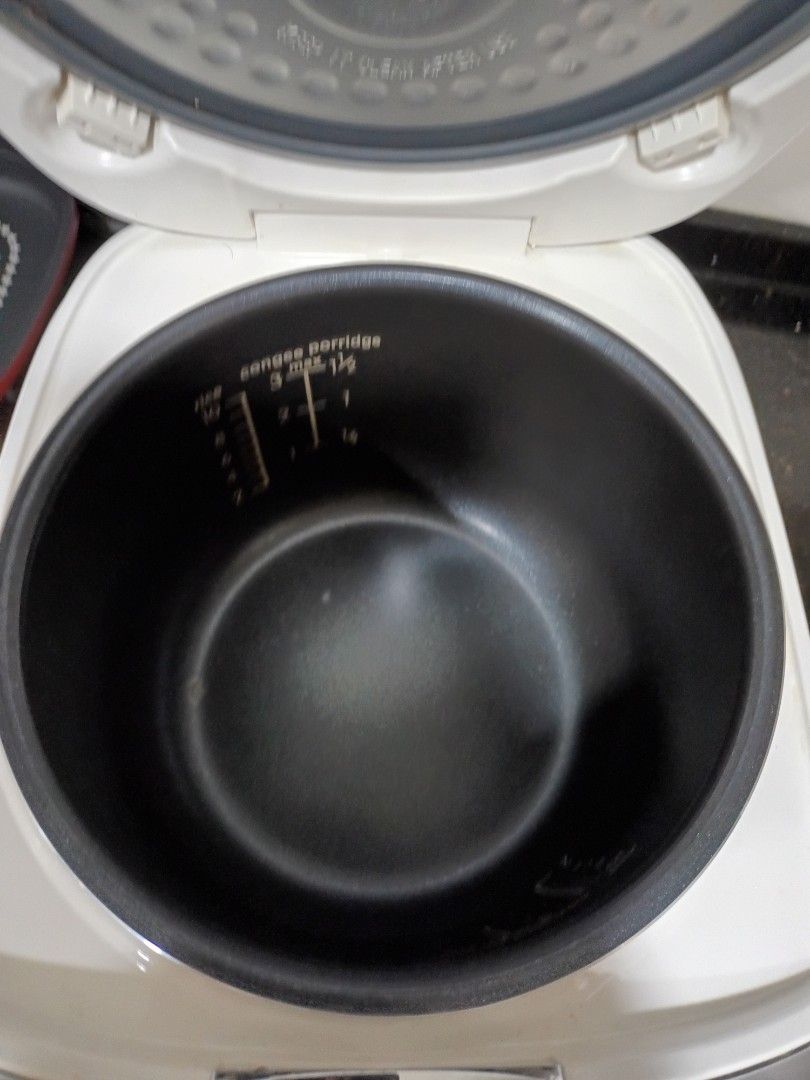 1.8L Non sticky Rice Cooker with 8 different Functions , used once only ...