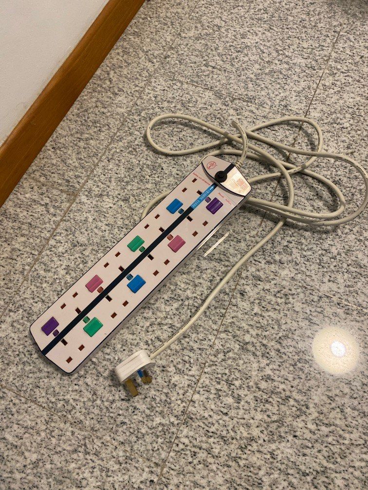 8-way socket, TV & Home Appliances, Electrical, Adaptors & Sockets on ...