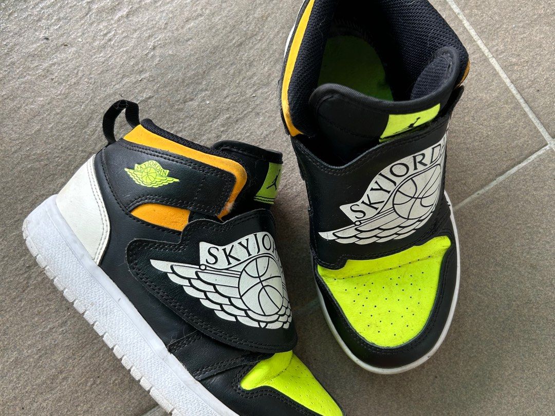 authentic sky jordan 1 nike, Women's Fashion, Footwear, Sneakers on ...