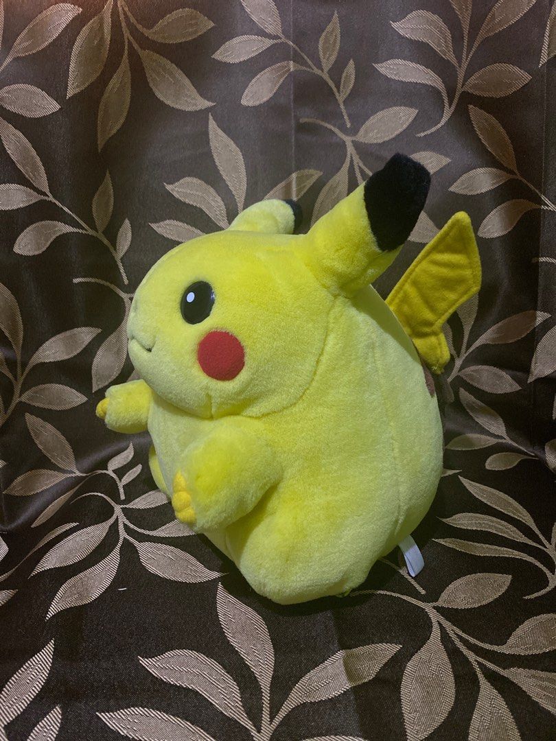 Authentic Vintage Pikachu, Hobbies & Toys, Toys & Games on Carousell