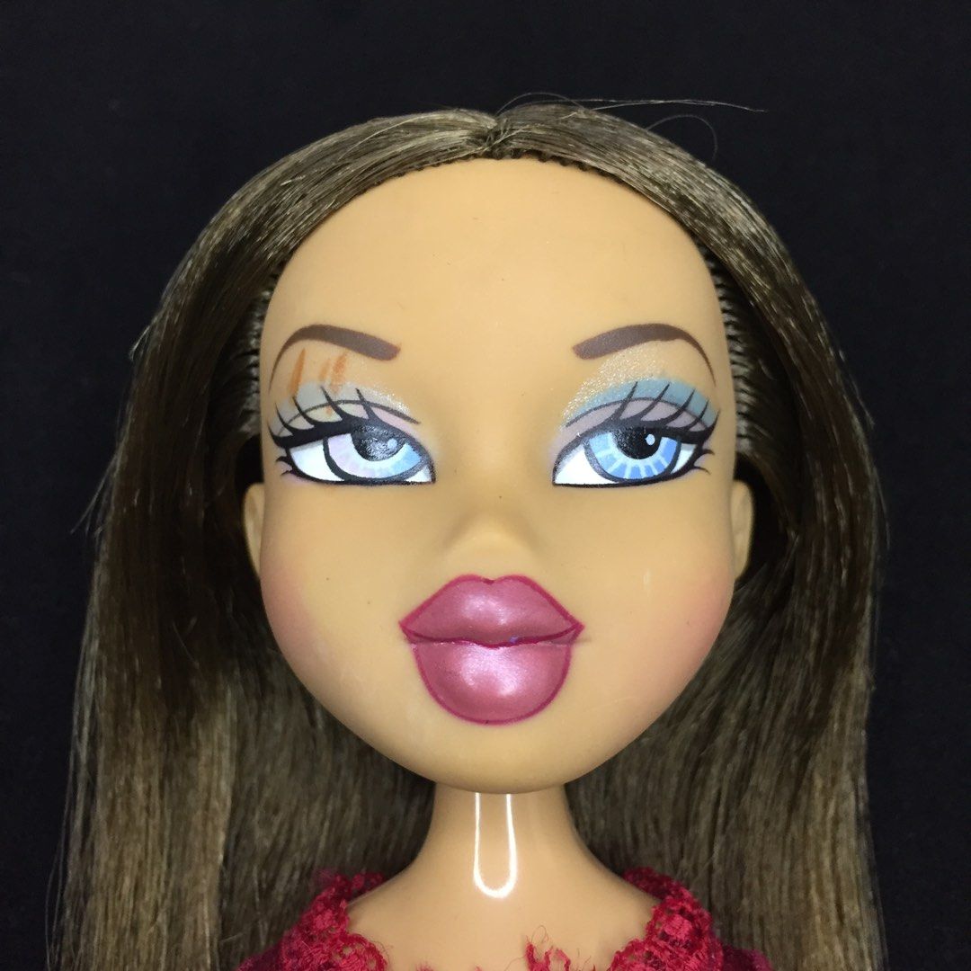 Bratz Nevra Doll, Hobbies & Toys, Toys & Games on Carousell
