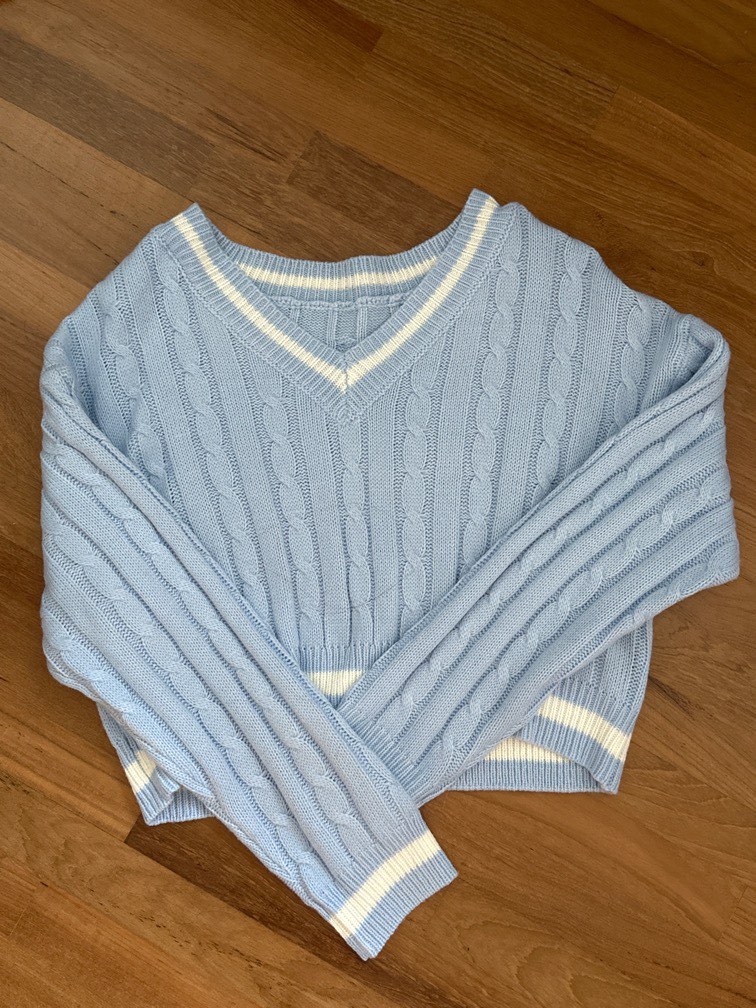 Cable knit sweater blue, Women's Fashion, Tops, Other Tops on Carousell