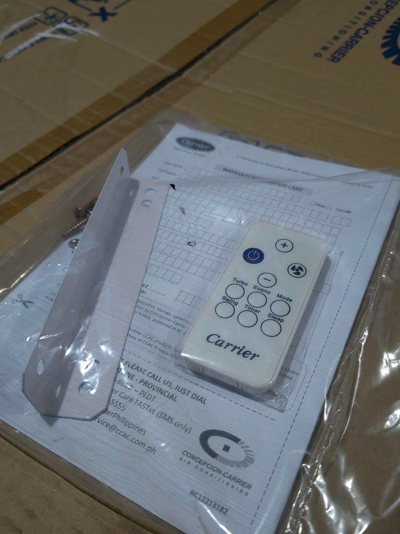 Carrier Aura Non-Inverter Top Discharge, TV & Home Appliances, Air ...