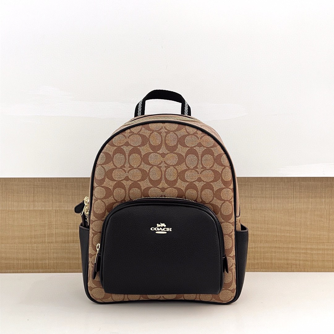 Coach Backpack, Women's Fashion, Bags & Wallets, Backpacks on Carousell