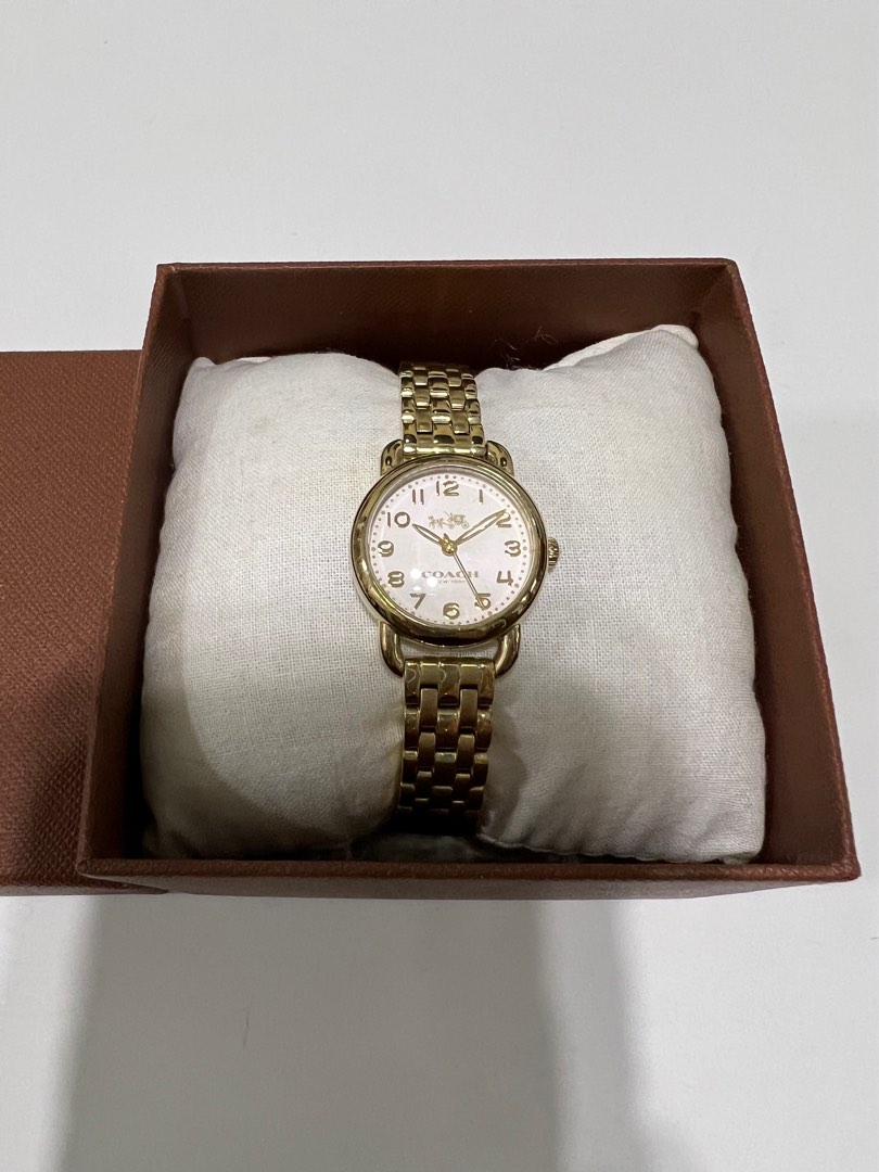 Coach Round Ladies Watch Gold, Luxury, Watches on Carousell