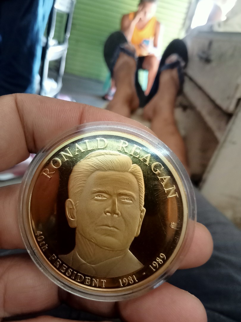 Coin Ronald Reagan, Hobbies & Toys, Memorabilia & Collectibles ...