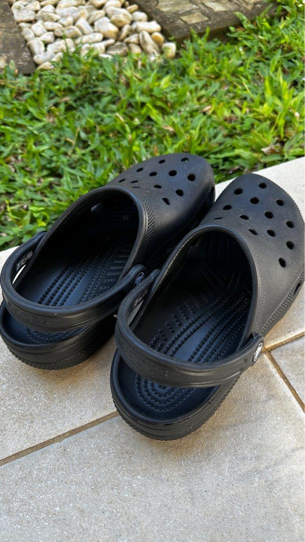Crocs Classic Clogs M6 W8 -used once, Women's Fashion, Footwear ...