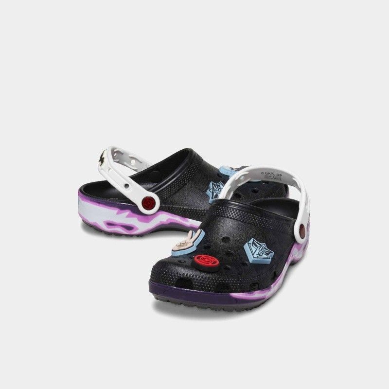 CROCS X JUJUTSU KAISEN CLASSIC CLOG, Men's Fashion, Footwear, Flipflops ...