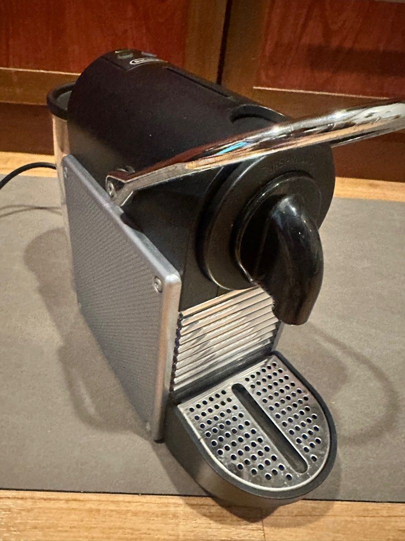 DeLonghi Nepresso Machine, TV & Home Appliances, Kitchen Appliances ...