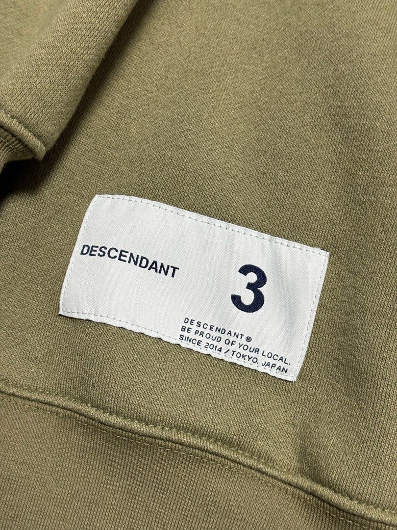 Descendant Tokyo Japan Team Crew Neck Sweatshirt, Men's Fashion, Tops ...