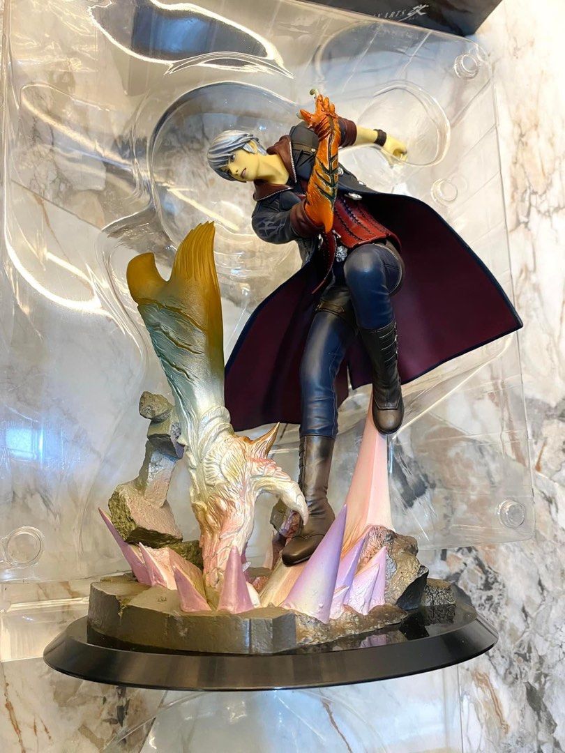 Devil May Cry 4 - Nero Kotobukiya Art FX, Hobbies & Toys, Toys & Games ...