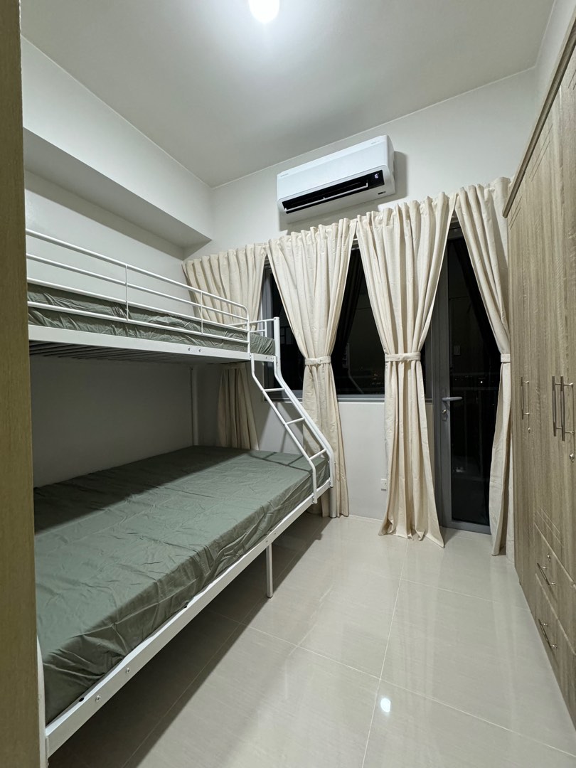 1-Bedroom w/ Balcony for Lease near SM North Edsa, COMELEC and Science ...