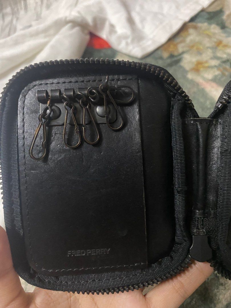 Fred Perry Key Holder, Men's Fashion, Watches & Accessories, Wallets ...