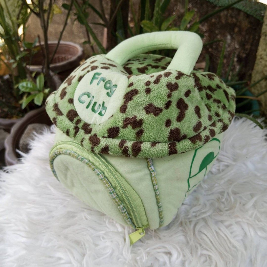 Frog Club Soft Hand Pouch, Women's Fashion, Bags & Wallets, Purses ...